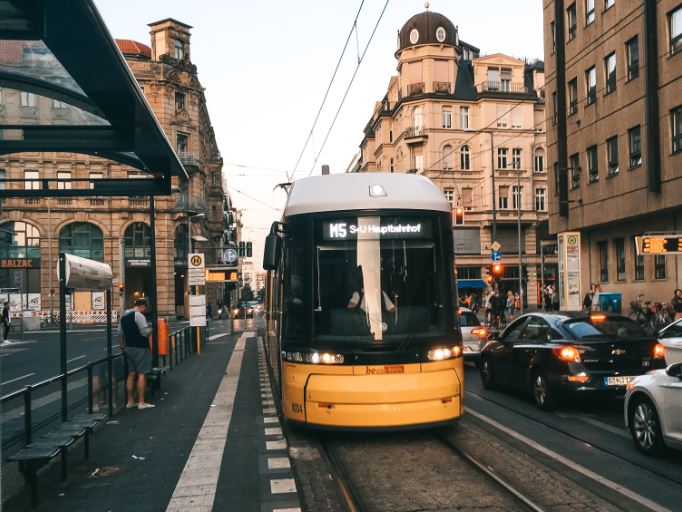 Navigating Public Transportation in Germany: Rules and Regulations to ...